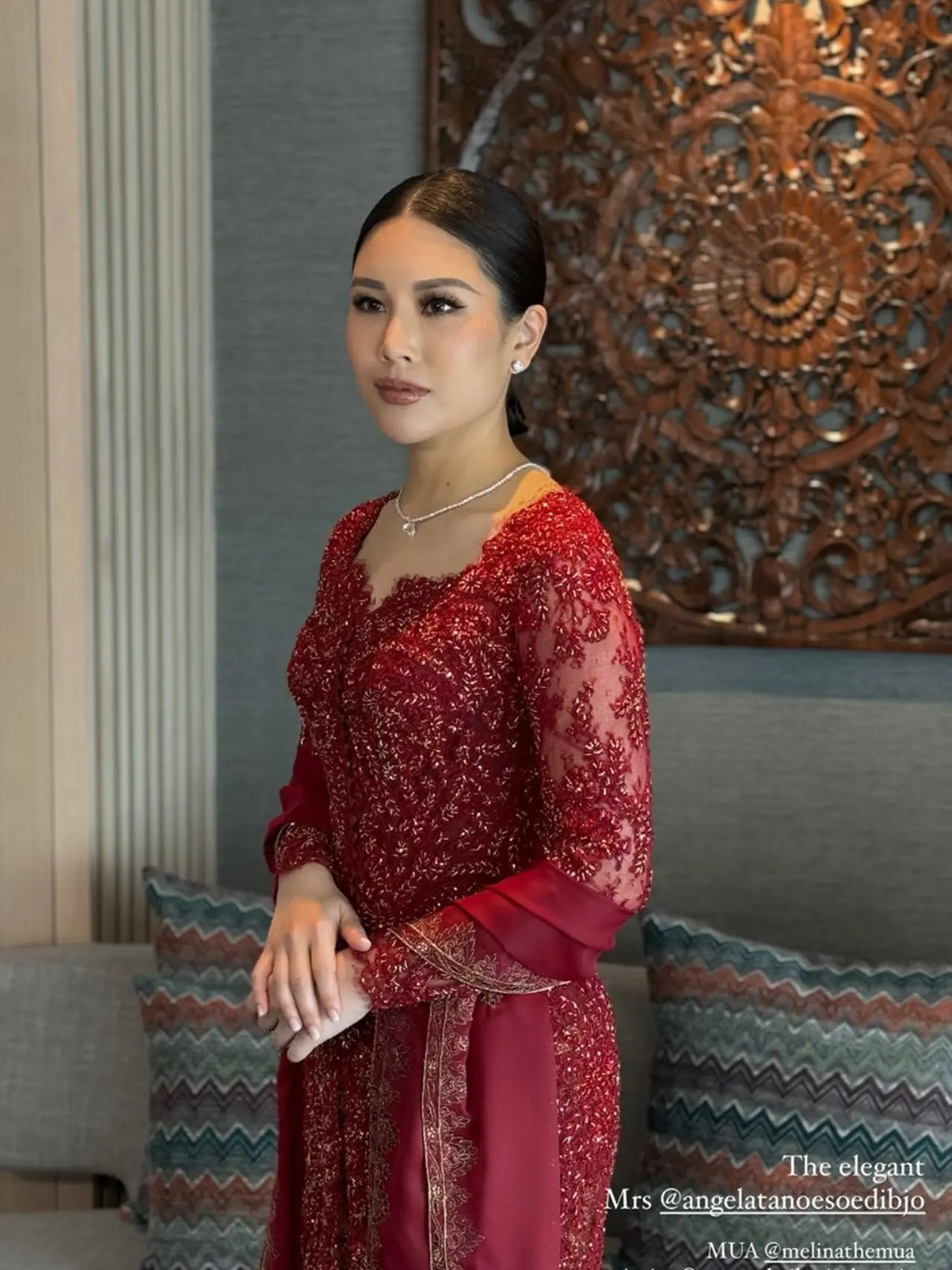 6 Tampilan The Sister Tanoesoedibjo Dibalut Kebaya Payet Merah saat ...