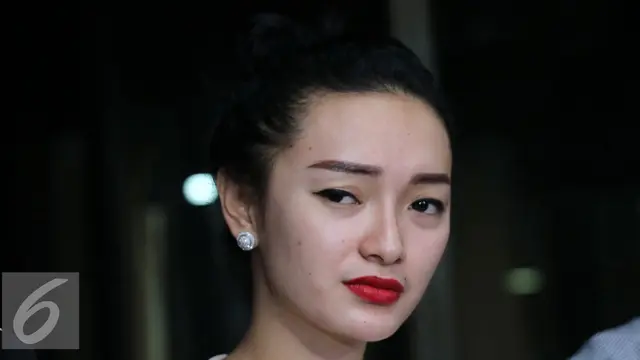 Zaskia Gotik Terpilih Sebagai Dokter Klinik Pancasila - ShowBiz ...