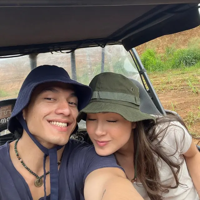 Ragam Gaya Kompak Caitlin Halderman dan Jefri Nichol yang Bikin ...