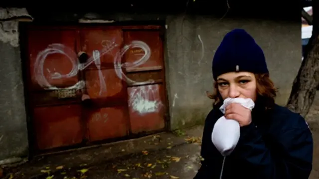 5 Ciri Anak Kecanduan `Ngelem` - Health Liputan6.com