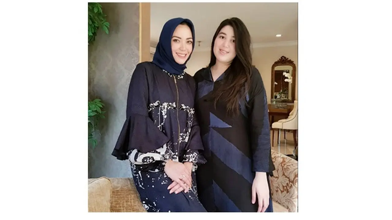 Potret Cantik Adik Ipar Ajun Perwira, Ravelra Supit Istri Aktor Umar ...