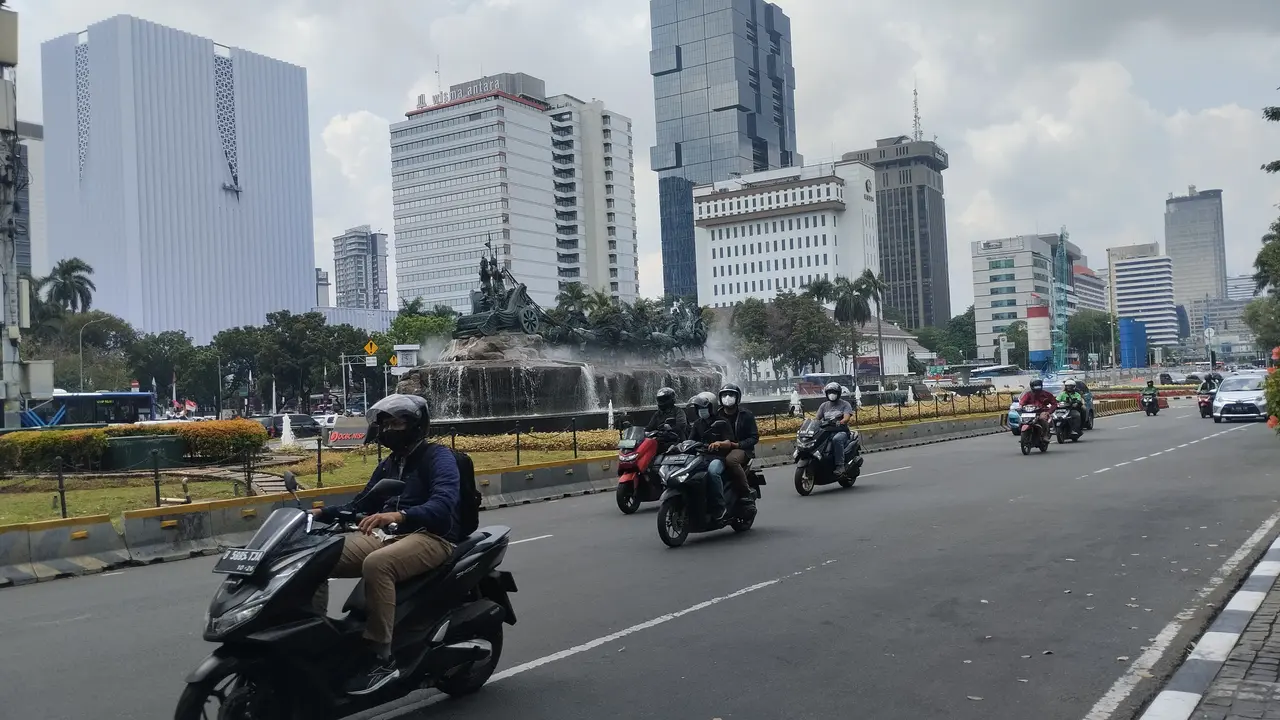 Ada Demo di Patung Kuda Rabu 20 September, Lalu Lintas Jalan Medan Merdeka Barat Dialihkan ...