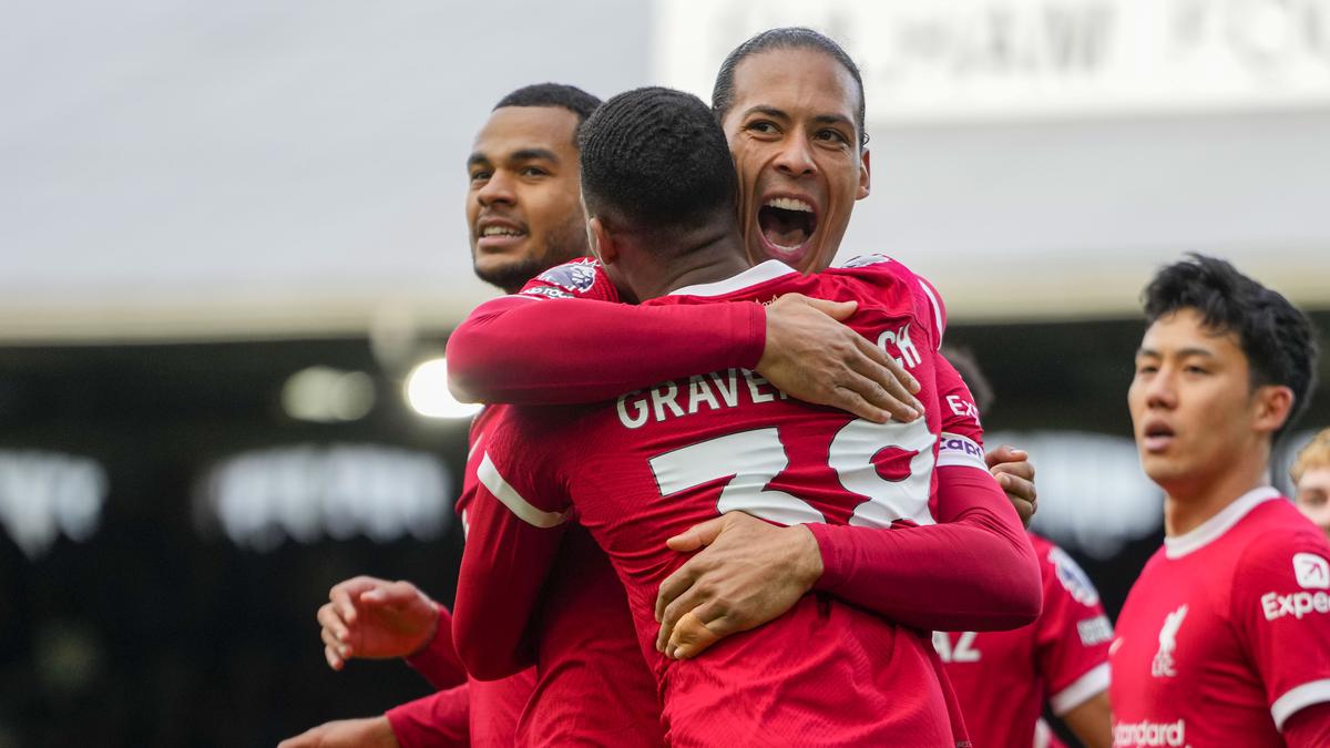Cek Fakta: Tidak Benar dalam Video Ini Pemain Liverpool Virgil Van Dijk ...