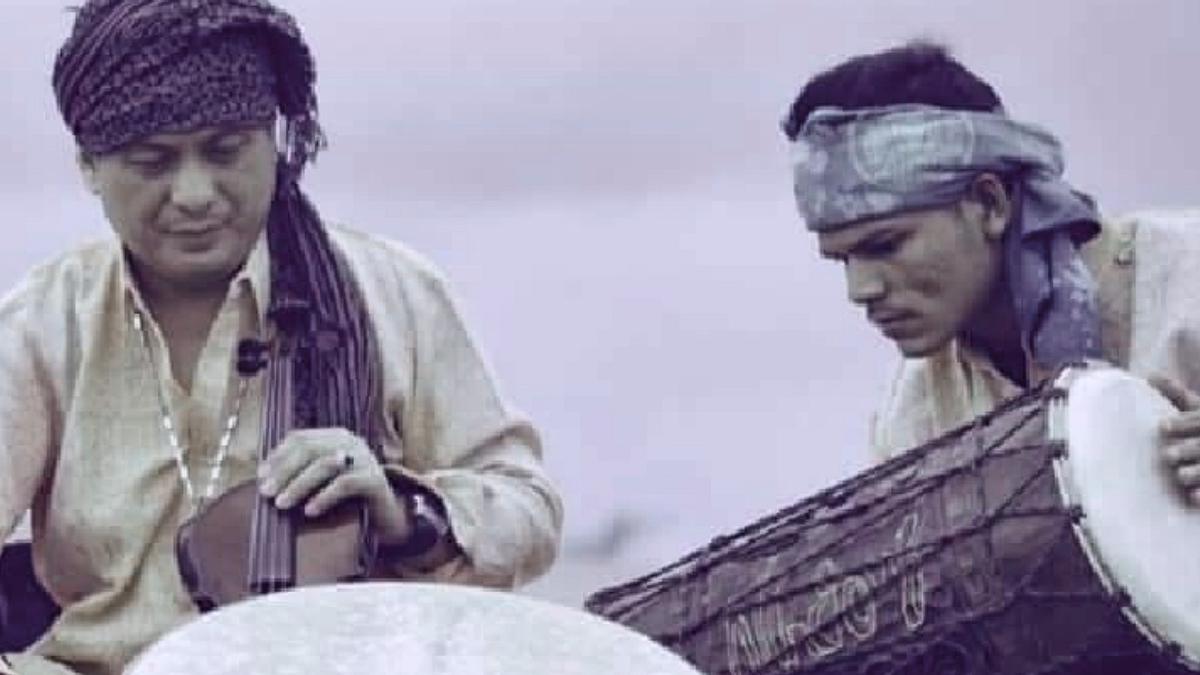 Seni Nandong Si Pelipur Lara