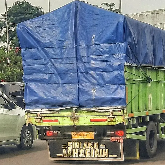 10 Tulisan di Bak Truk Soal Patah Hati, Bacanya Serasa Hati Teriris ...