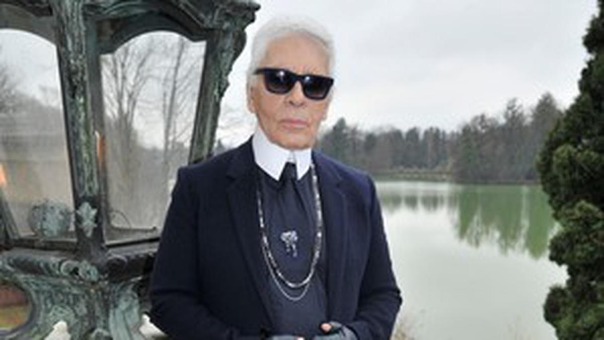 Tur Rumah Selebriti: Apartemen Modis Desainer Karl Lagerfeld ...