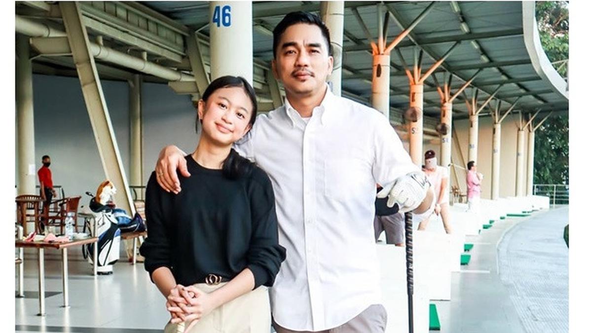 6 Potret Kebersamaan Enda Ungu dan Putri Sulungnya, Bak Kakak Adik