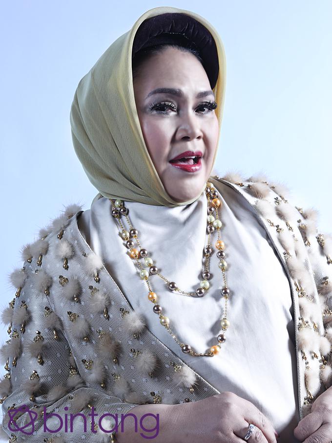 Bintang 3 Generasi, Hetty Koes Endang dan Keikhlasan Menjadi Diva ...