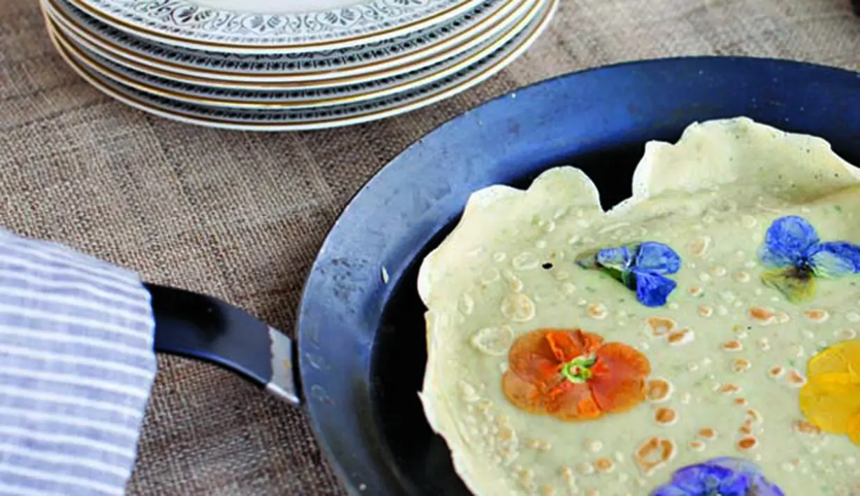 8 Cara Mempercantik Makanan dengan Bunga - Photo Fimela.com