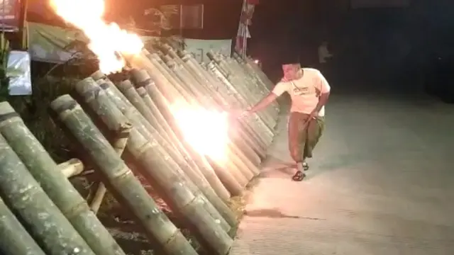 Tradisi Meriam Lodong Bersahutan Sambut Lebaran Idul Fitri 1444 Hijriah ...