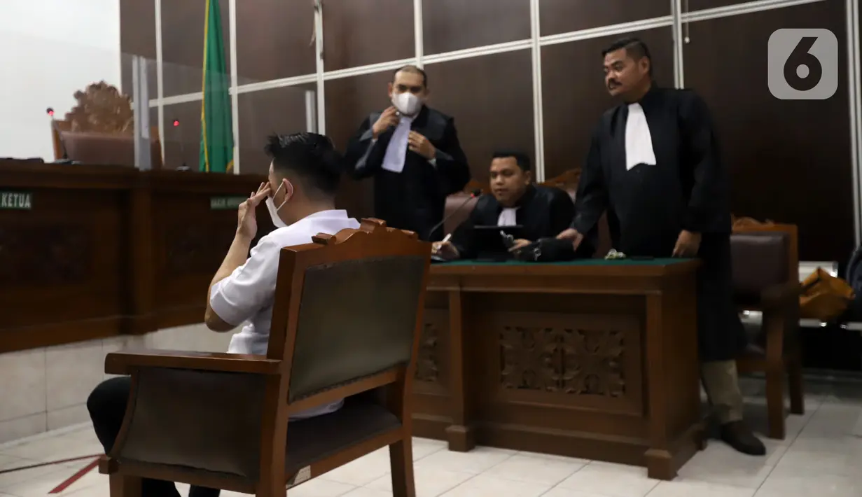 Kompol Chuck Putranto Dituntut 2 Tahun Penjara di Kasus Obstruction of Justice - Foto Liputan6.com