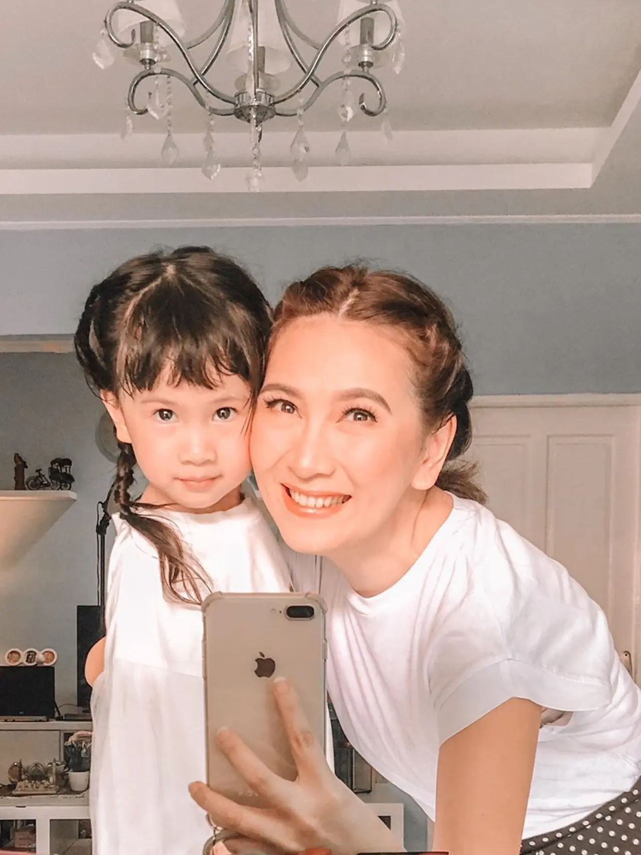 17 Tahun Berlalu, Ini Kabar 8 Pemain Sinetron Di Sini Ada Setan - Hot ...