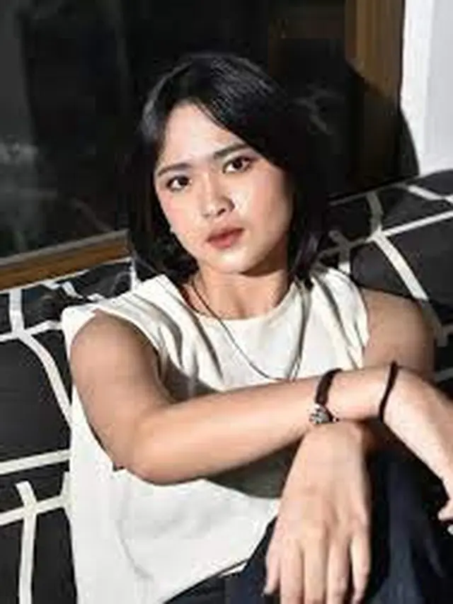 Profil dan Agama Adel, Member JKT48 yang Mendapat Julukan ‘Kucing Kalem ...