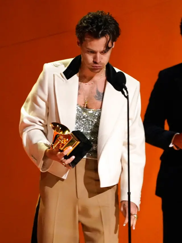Heboh Harry Styles Menang Album Of The Year Grammy Awards 2023, Adele ...