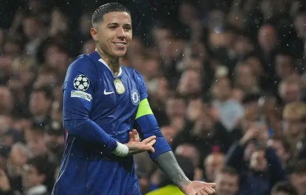 7 Model Batik Wanita Terbaru, Cocok Dipakai untuk Berbagai Acara di ...