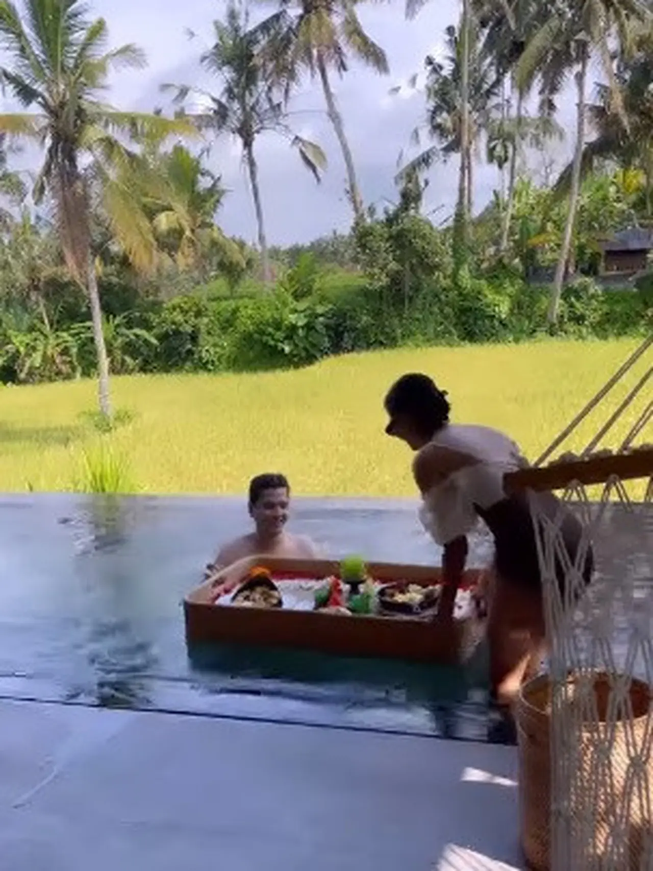 Potret Serunya Bulan Madu Glenca Chysara dan Rendi Jhon, Indahnya Jadi ...