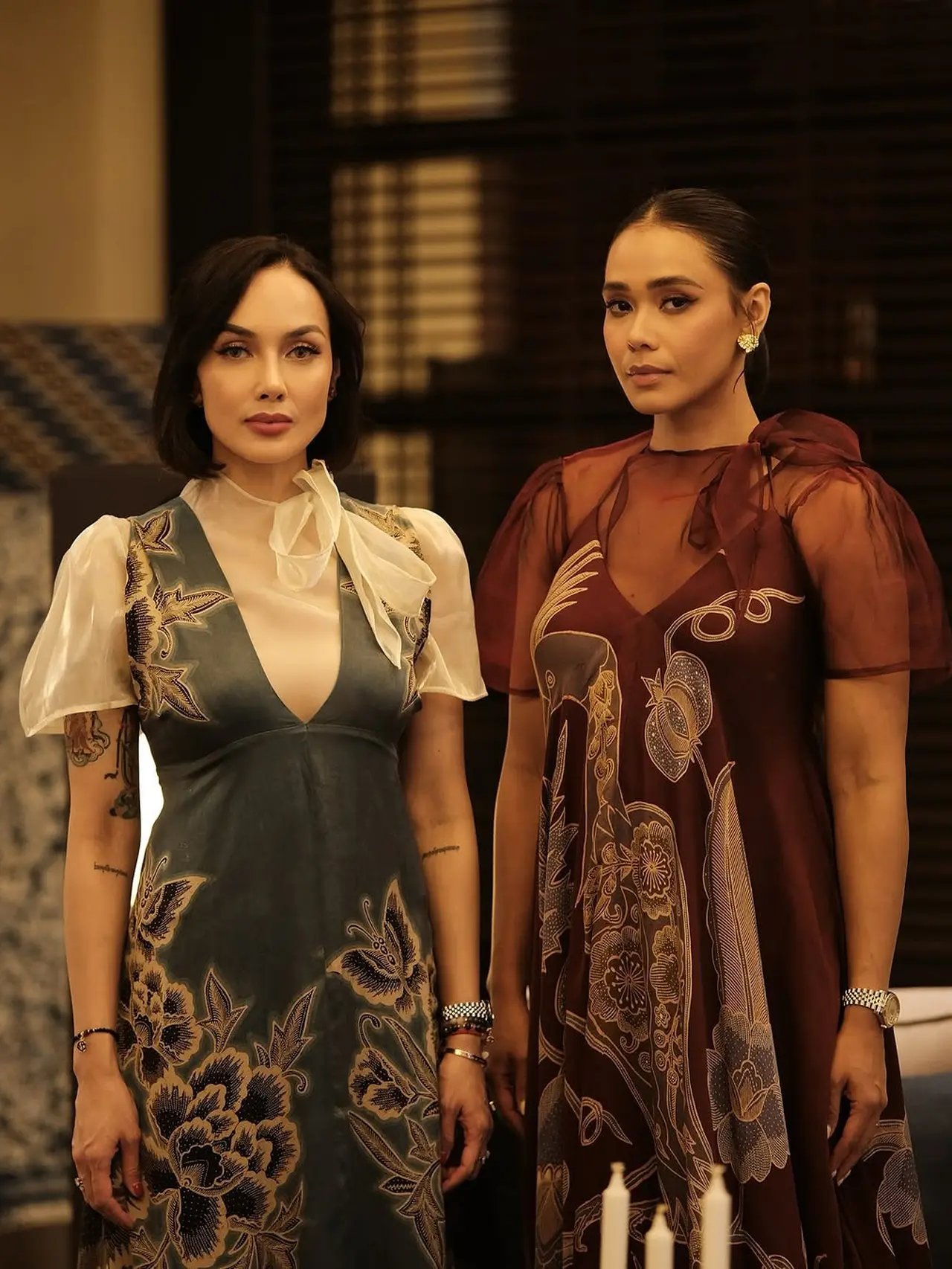6 Potret Kompak Sara Wijayanto dan Adinia Wirasti di Pernikahan Saudara ...