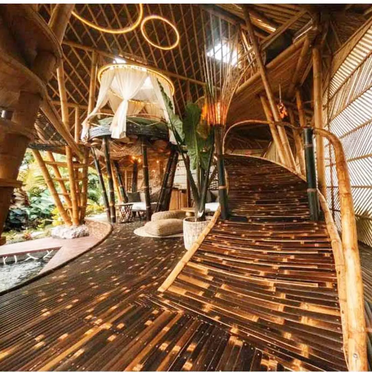 Pesona Glamping Bambu Berdesain Tropis Eksotis di Bali - Lifestyle ...