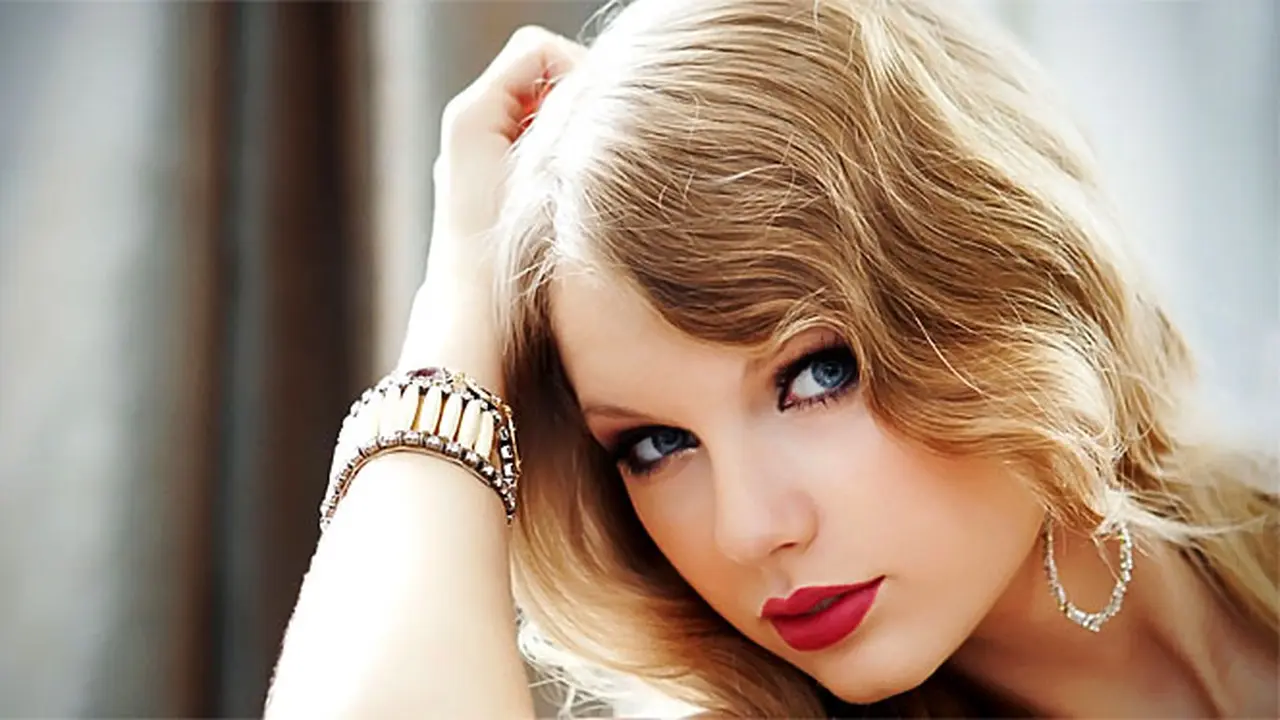 Taylor Swift Rajai Tangga Album Billboard 200 - ShowBiz Liputan6.com