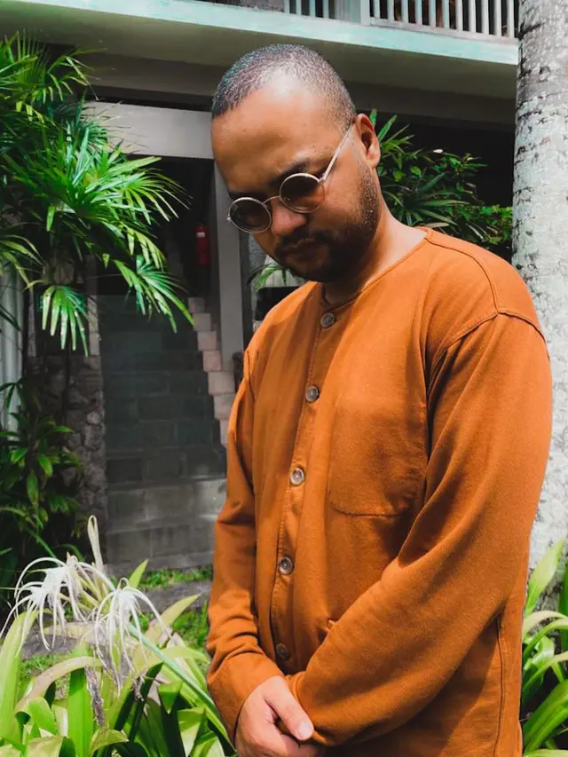 6 Fakta Lagu Enaknya Menginspirasi Kebaikan dari Kamga: Ajak Berjuang di Garis Depan, Angkat ...