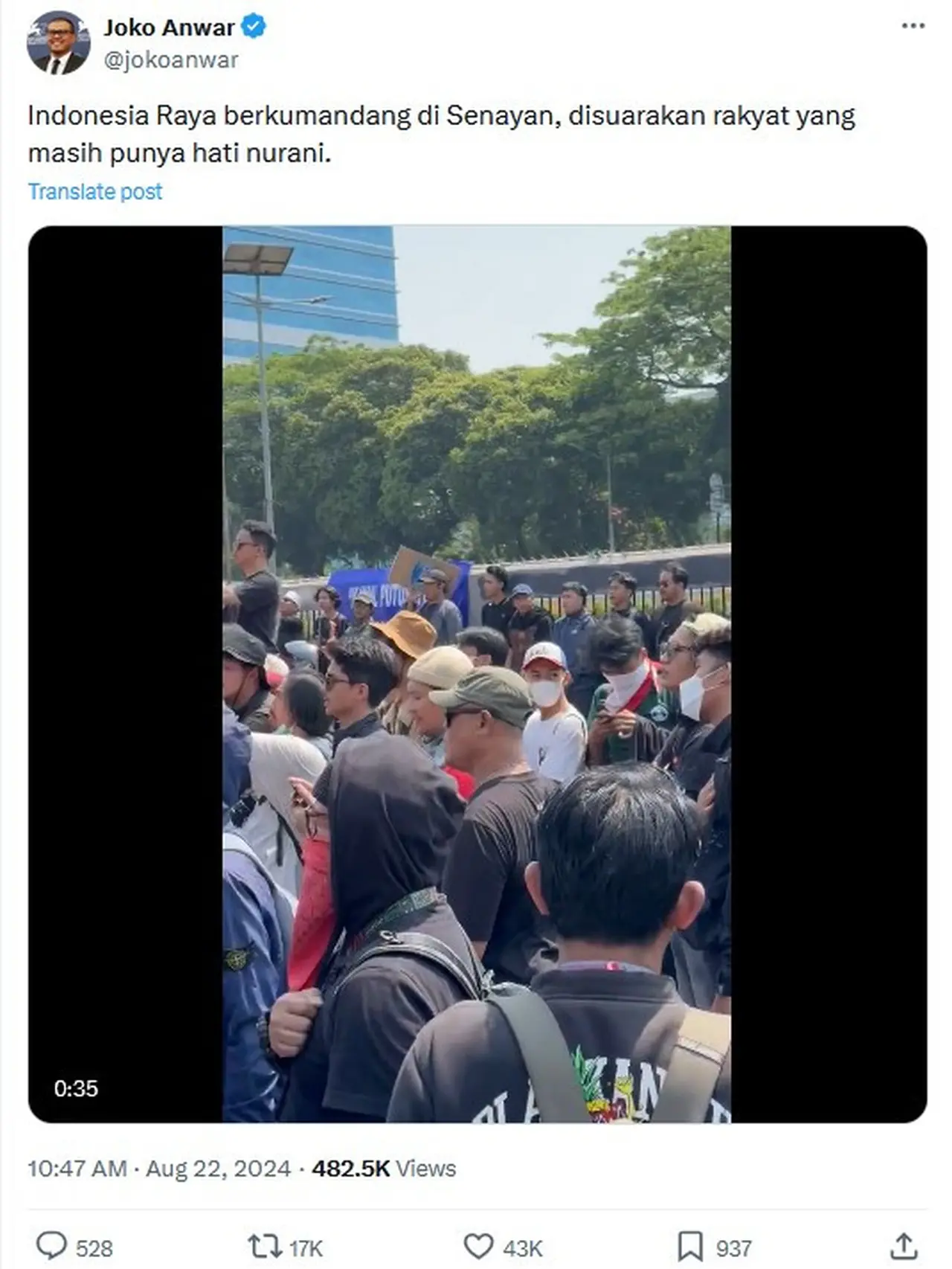 Bintang Emon hingga Joko Anwar Ikut Demo di DPR, Kumandangkan Indonesia Raya Bersama Massa ...