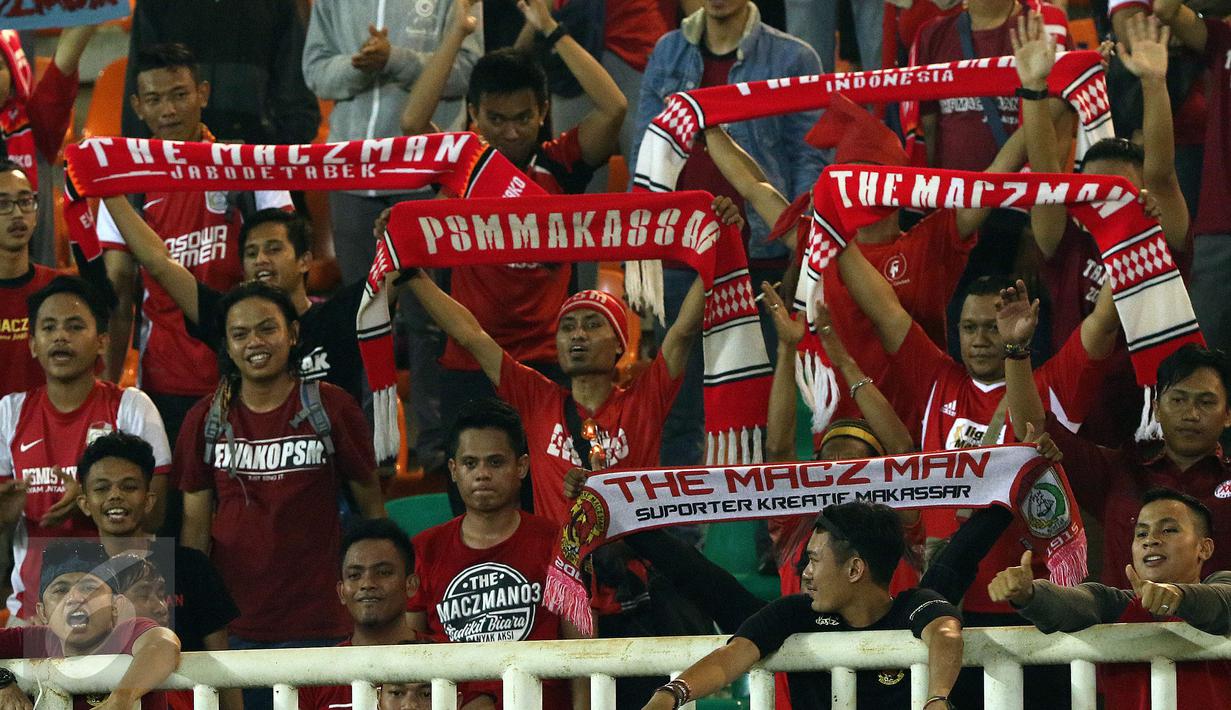 Kalah, Suporter PSM Makassar Tetap Beri Dukungan - Foto Liputan6.com