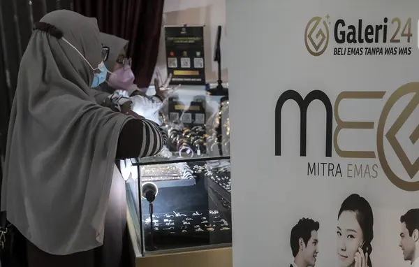 Ayu Ting Ting Dirawat di RS Usai Rayakan Ulang Tahun, Begini Kondisi Terkininya - ShowBiz ...