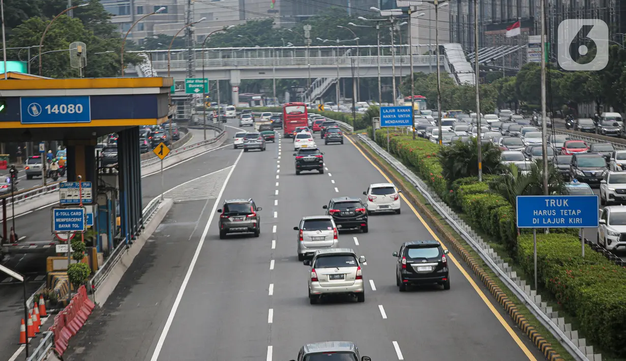Sistem Bayar Tol Nirsentuh Dimulai Desember 2022 - Foto Liputan6.com