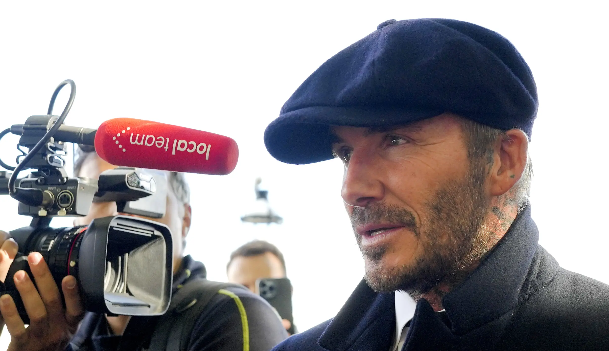 David Beckham Rela Antre Belasan Jam demi Lihat Peti Mati Ratu ...