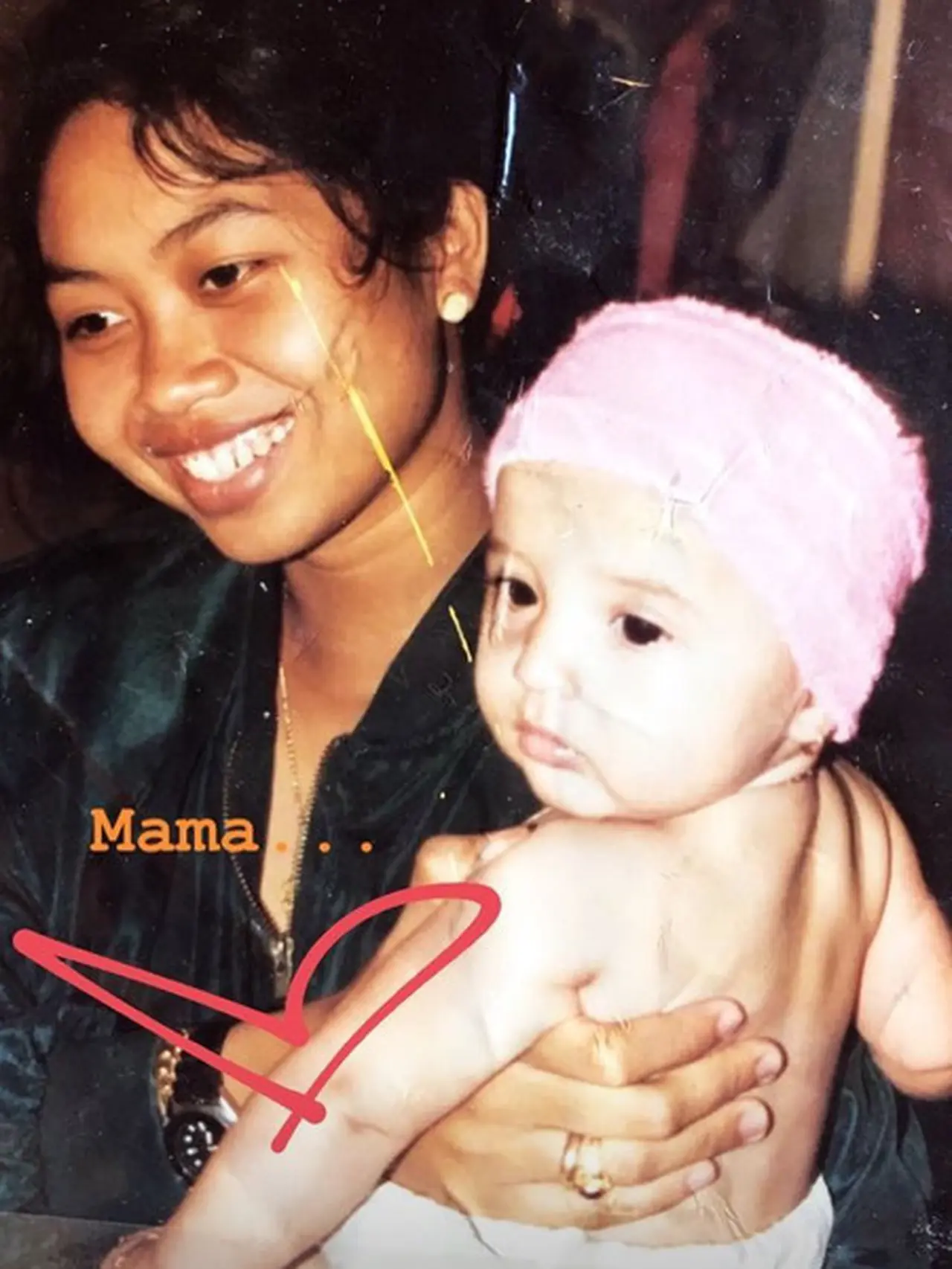 6 Foto Lawas Putri Marino saat Kecil, Rambut Keritingnya Bikin Gemas ...