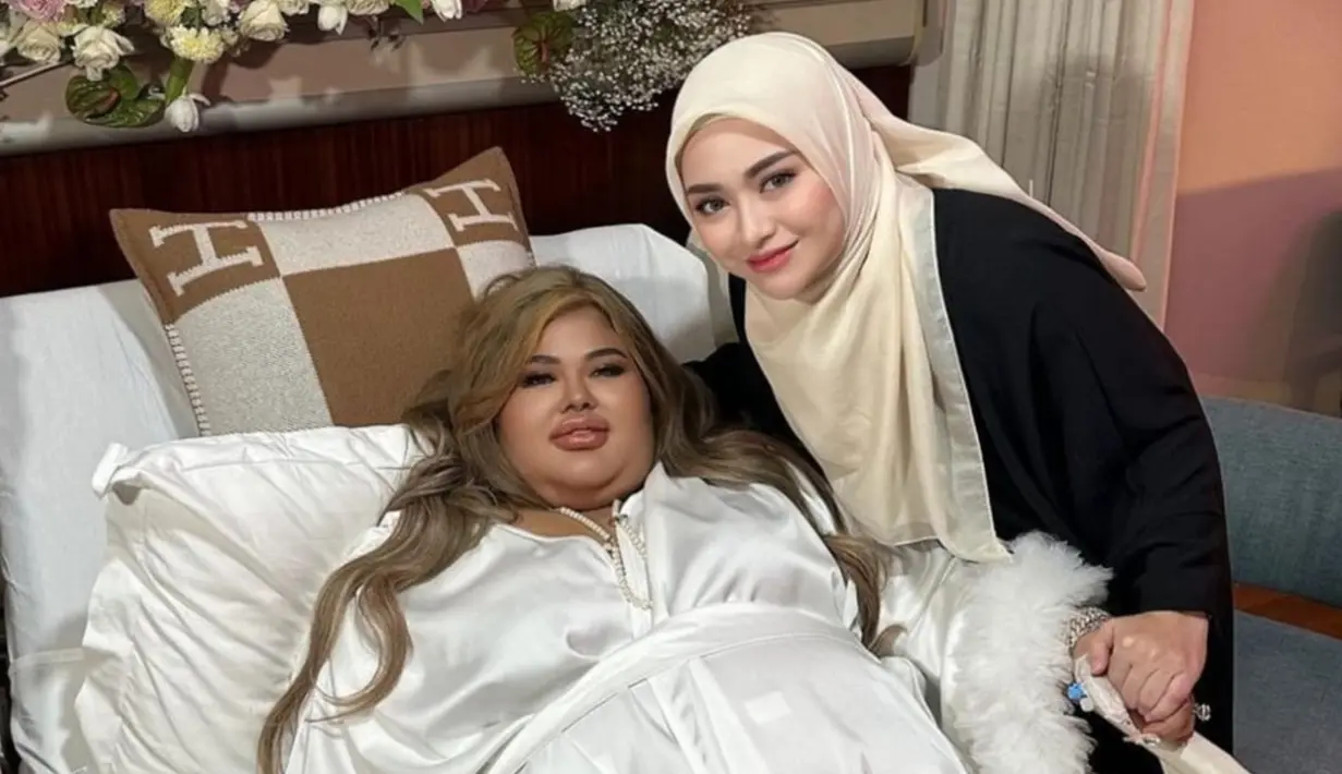 Potret Shindy Samuel Didukung Para Seleb Usai Operasi Potong Lambung - Foto Liputan6.com