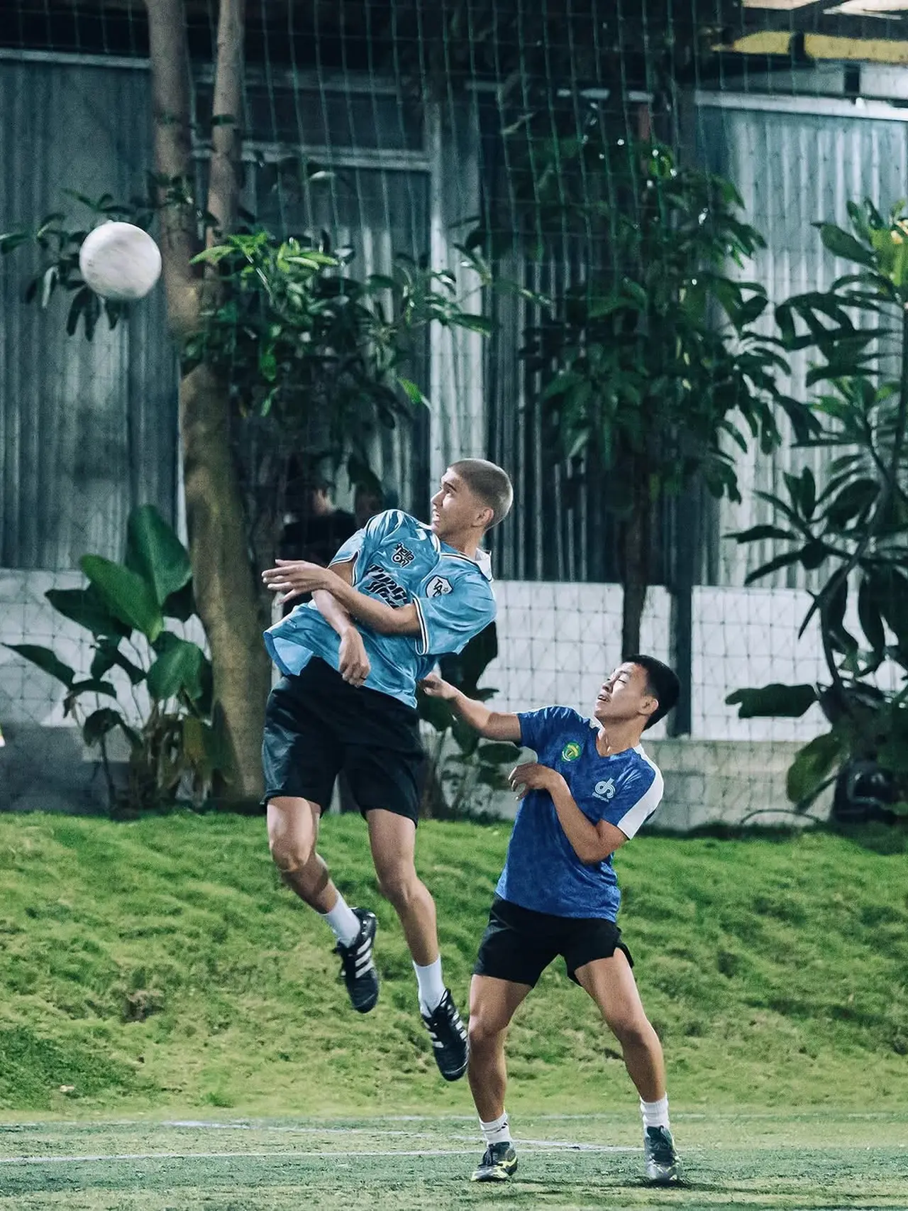 7 Potret Gaya Rambut Ayman Modjo Anak Duta Sheila On 7, Gemar Diwarnai ...