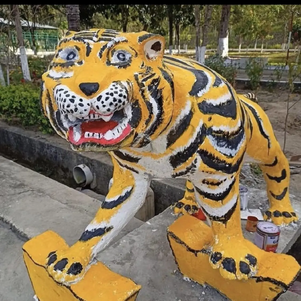 10 Potret Patung Macan Lucu Ini Bikin Geleng Kepala - Hot Liputan6.com