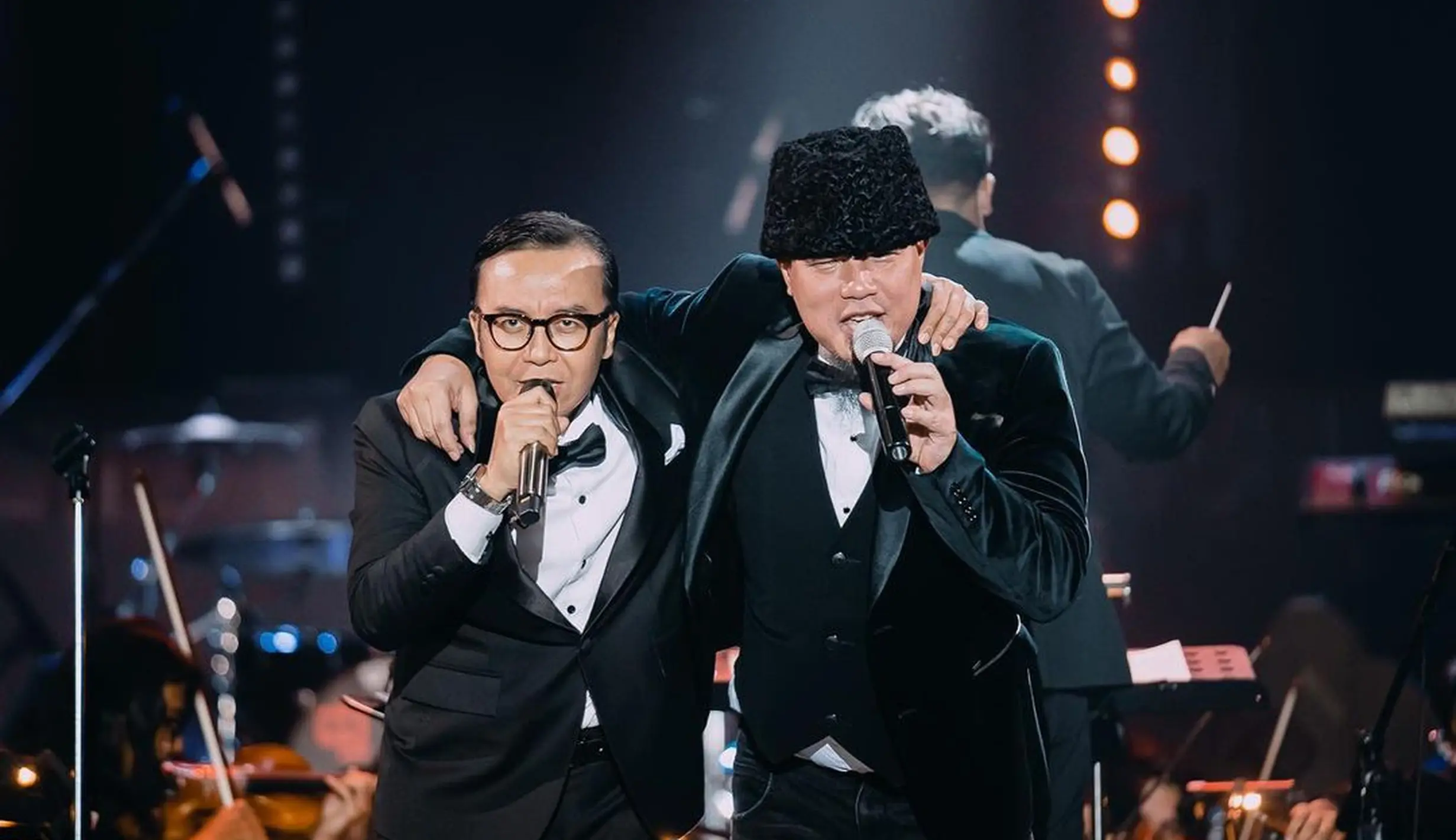 Ari Lasso Unggah Foto Masa Kecil Bareng Mama, Captionnya Buat Netizen ...