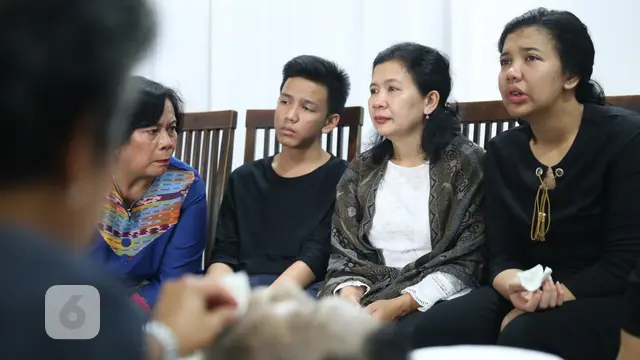 Anak-Anak Advent Bangun Kehilangan Sosok Ayah dan Sahabat - ShowBiz Liputan6.com