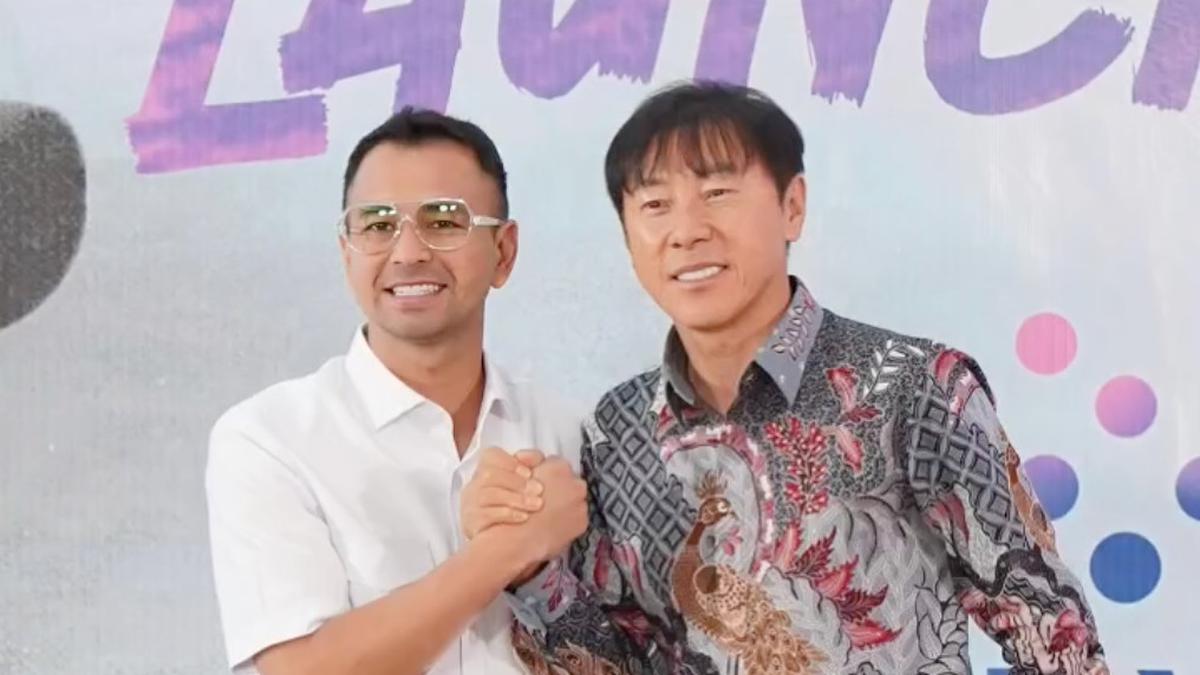 6 Potret Raffi Ahmad dan Shin Tae-Yong Resmikan STY Foundation, Cari ...
