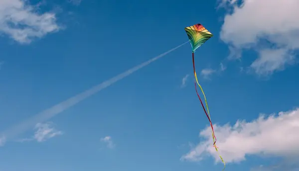 15 Potongan Rambut Pria Terpopuler, Tingkatkan Penampilan Jadi Makin ...