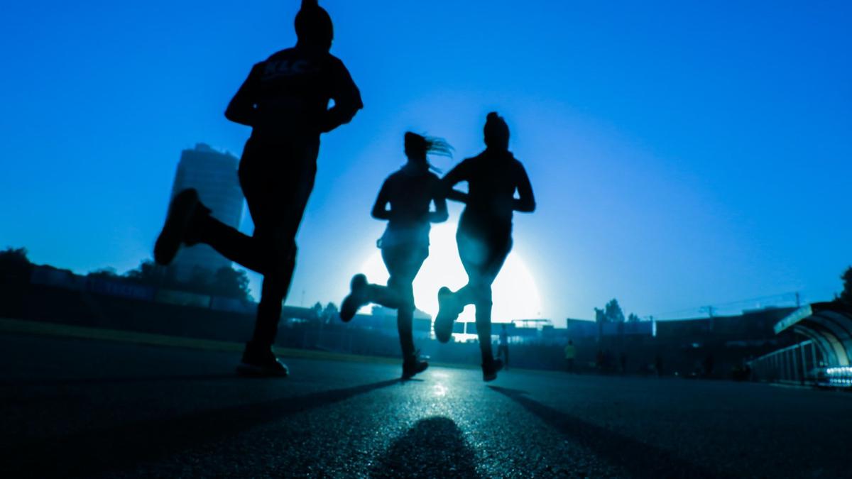 Macam-Macam Manfaat Olahraga Malam - Ragam Bola.com