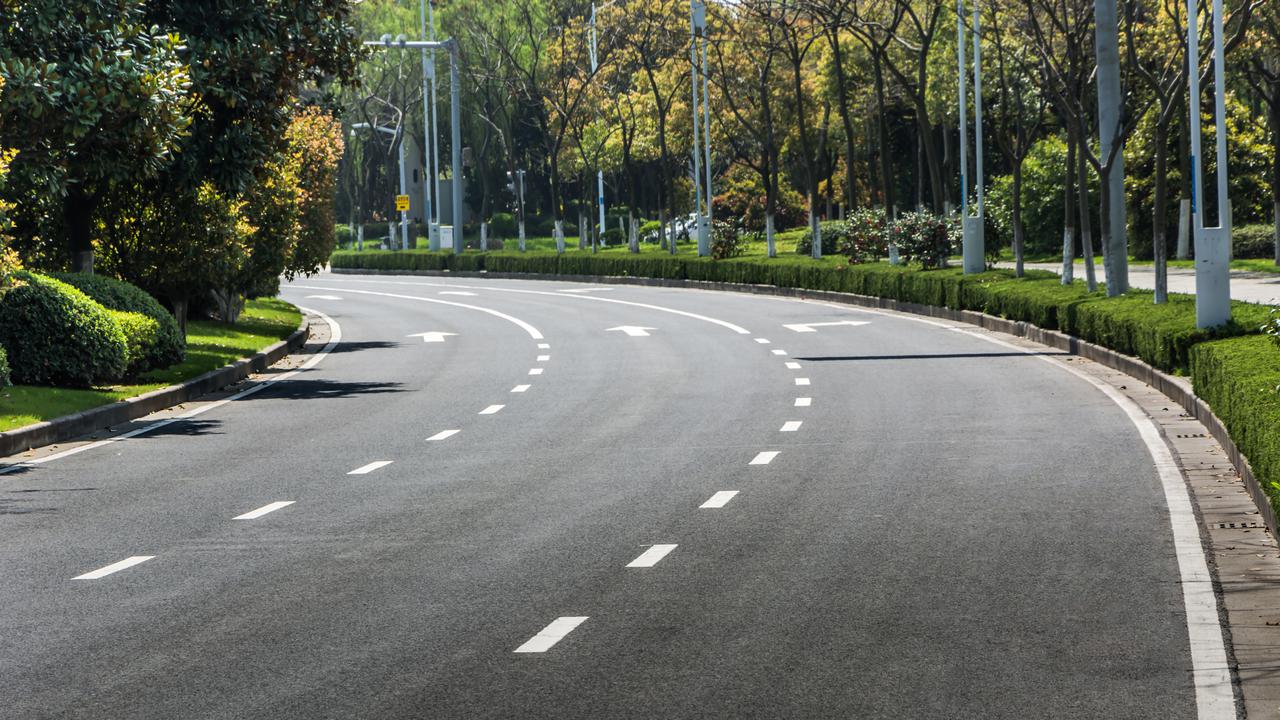 Jenis-Jenis Marka Jalan dan Artinya, Tips Penting Bagi Setiap Pengendara