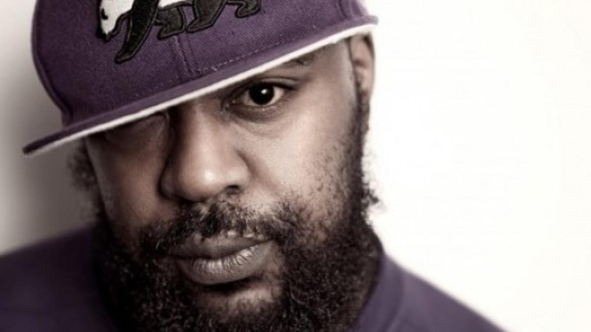 Rapper Ini Meninggal Dunia Ketika Sedang Terlelap Tidur - ShowBiz ...