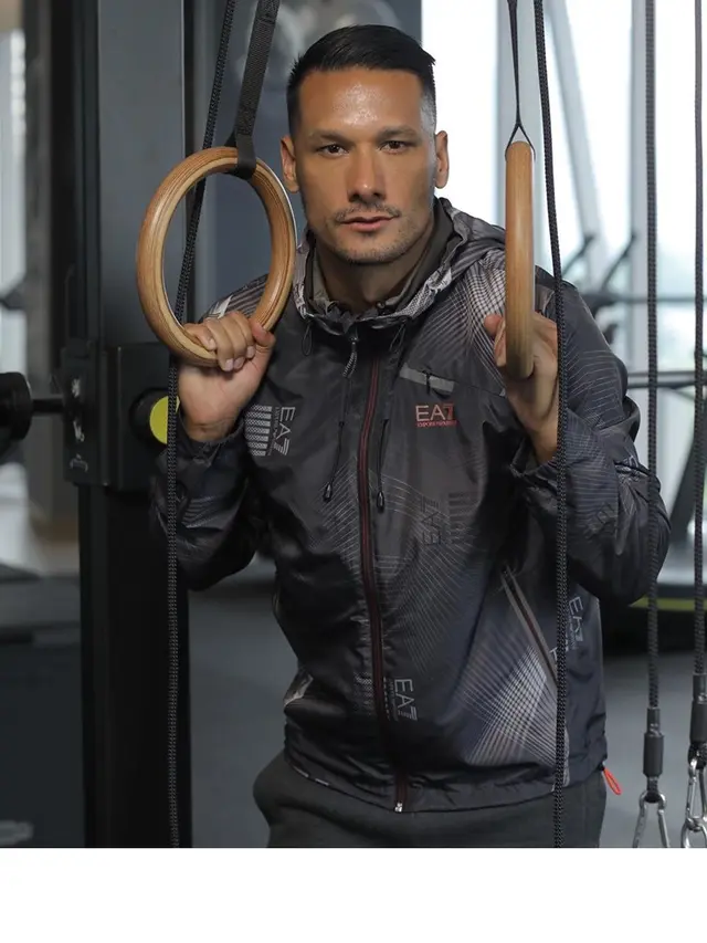 7 Potret Raphael Maitimo, Eks Timnas yang Dikabarkan Dekat dengan Agnez ...