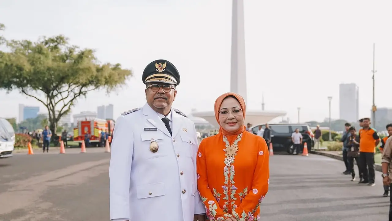 Potret Pelantikan 7 Artis Jadi Kepala Daerah, Jeje Govinda Bupati ...