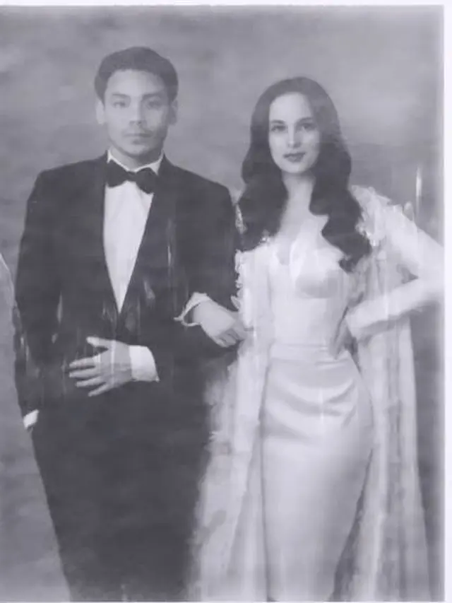 7 Potret Chelsea Islan dan Suami Rayakan Anniversary Pertama, Tampil ...