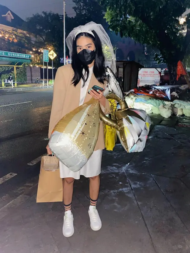 6 Momen Kejutan Bridal Shower Artis Alika Islamadina, Seru Banget - Hot ...