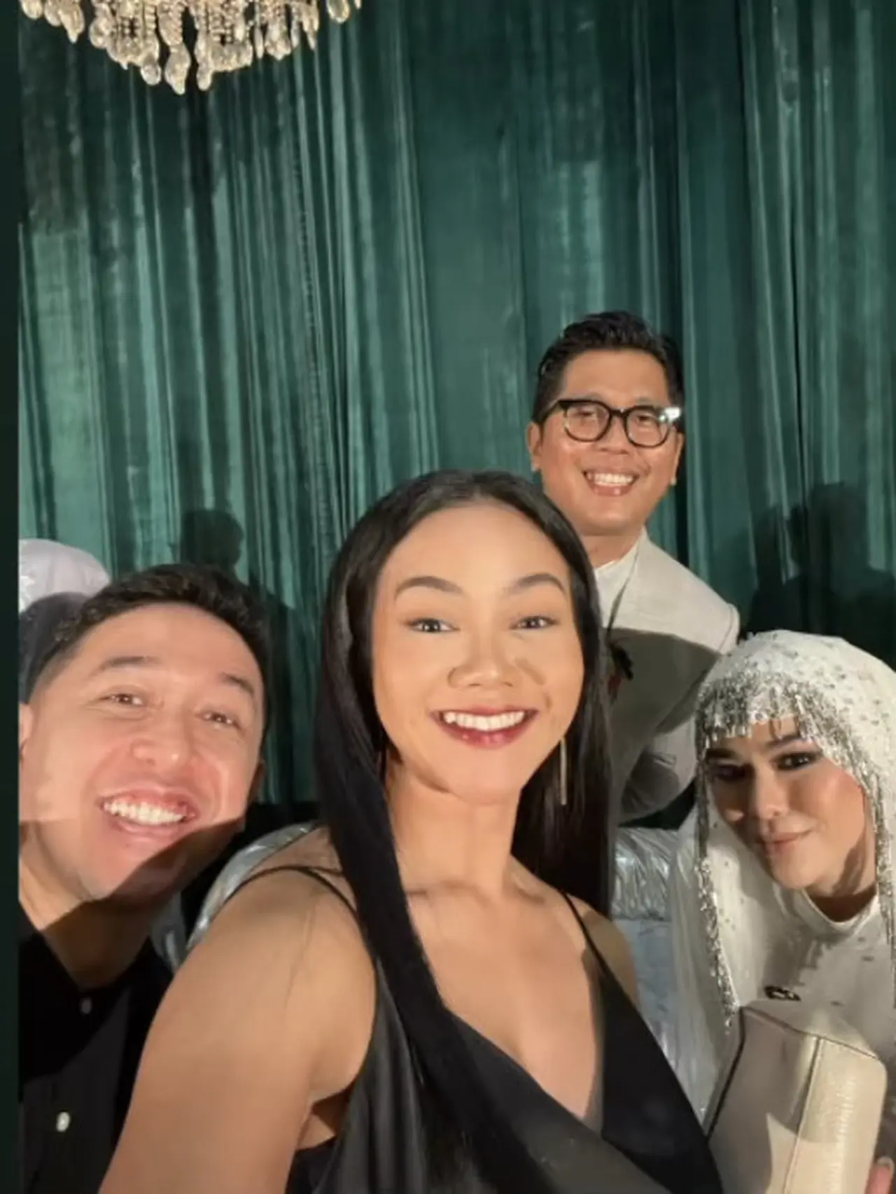 Tampilan Para Tamu di Pernikahan Sivia Azizah dari Mantan Personil ...