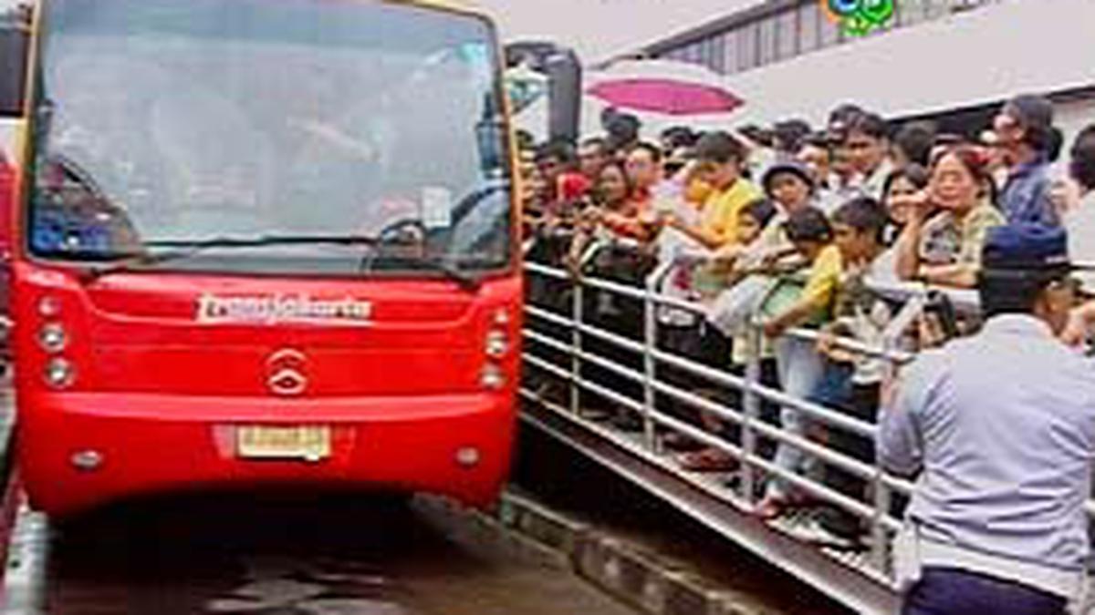 Disinyalir Ada Korupsi dalam Proyek Busway - News Liputan6.com