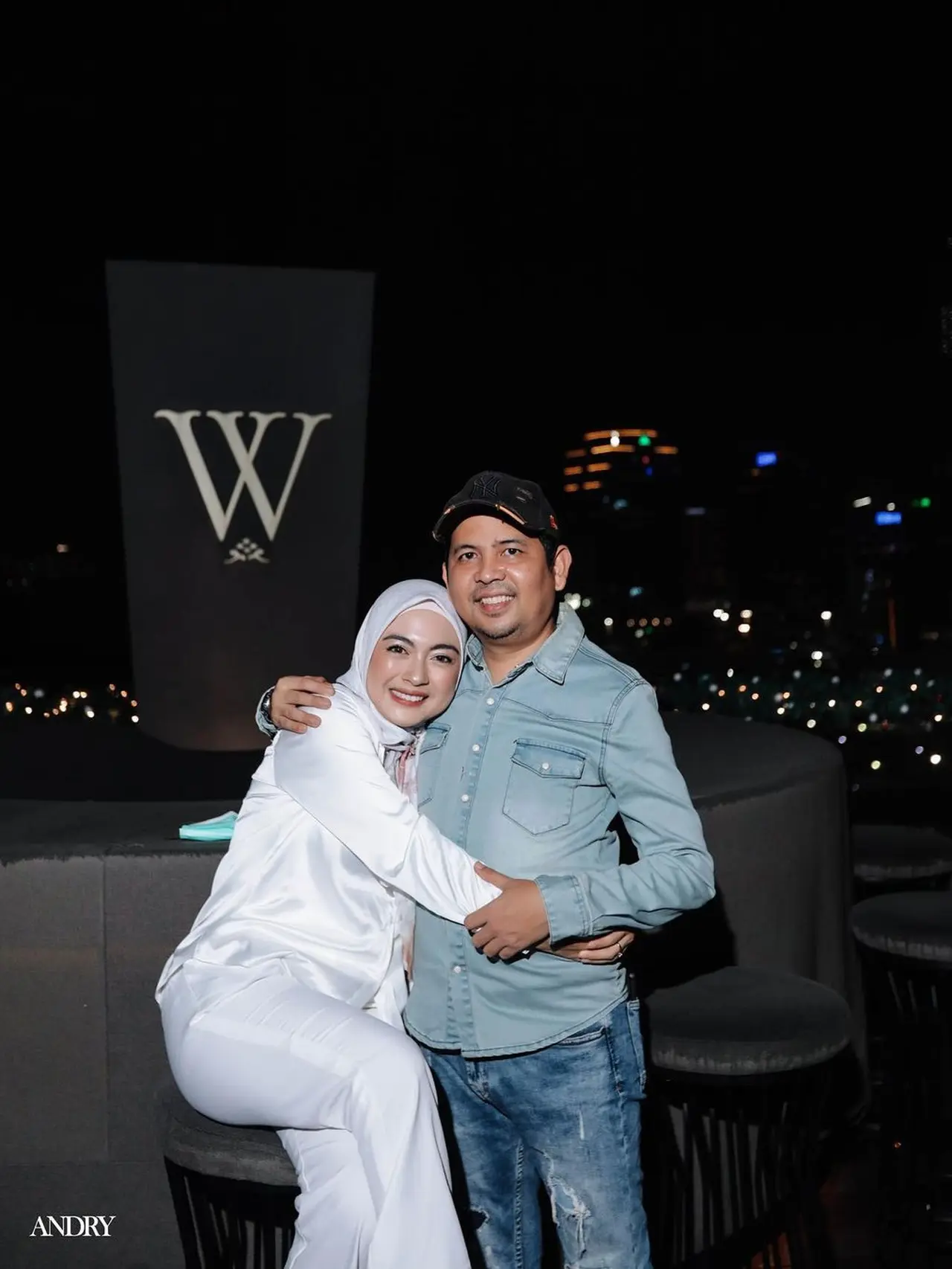 Sempat Sembunyikan Pernikahan, Ini 6 Potret Bahagia Vizza Dara dan ...