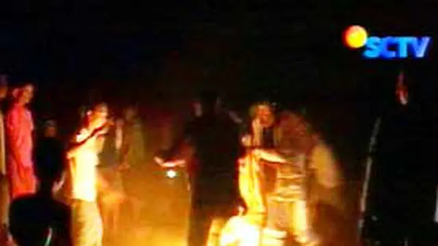 Mengisi Liburan dengan Bermain Bola Api - News Liputan6.com