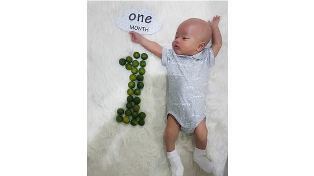 6 Potret Anak Kembar Syahnaz yang Berusia Satu Bulan, Makin ...