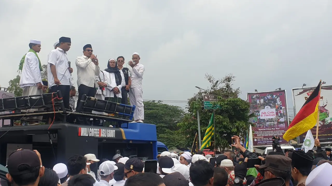 Demo Bela Al-Qur'an di Garut, Massa Tuntut Kedubes Swedia dan Belanda ...
